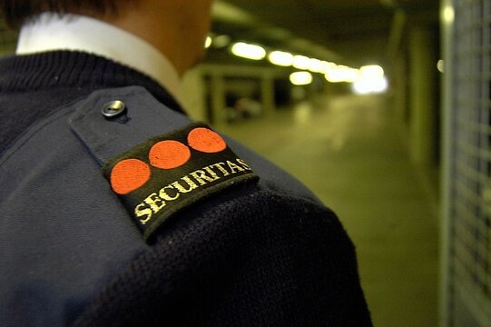 Securitas bilder – Bläddra bland 86 stockfoton, vektorer och videor ...