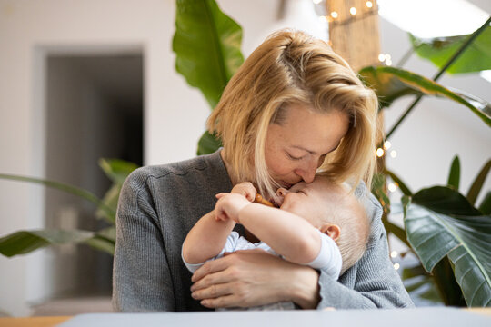 "Baby Development" Bilder – Durchsuchen 3,819 Archivfotos ...