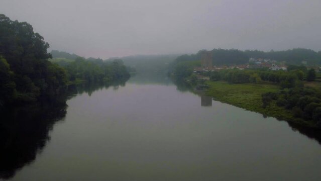 "Rio Minho"-Bilder: Stock-Fotos & -Videos. | Adobe Stock