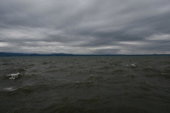 「Regenwolken」の画像 - 6,324 件の Stock 写真、ベクターおよびビデオ | Adobe Stock