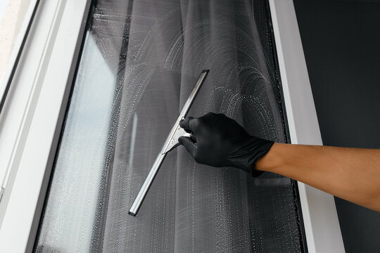 รูปภาพSqueeging – เลือกดูภาพถ่ายสต็อก เวกเตอร์ และวิดีโอ20,053 | Adobe ...