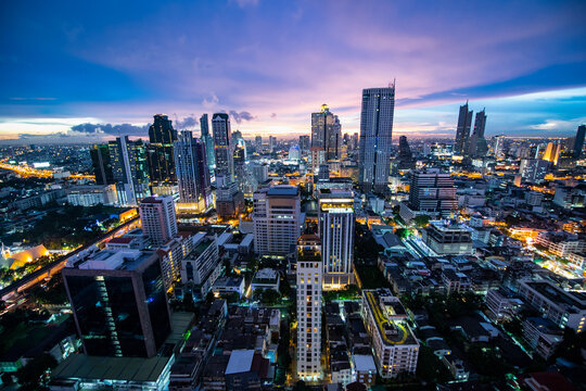 Skyscaper-Bilder: Stock-Fotos & -Videos. | Adobe Stock