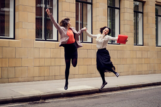 Leap Bilder – Durchsuchen 2,180,717 Archivfotos, Vektorgrafiken und ...