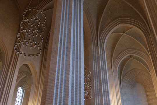 รูปภาพArc-Boutant – เลือกดูภาพถ่ายสต็อก เวกเตอร์ และวิดีโอ1,635 | Adobe ...