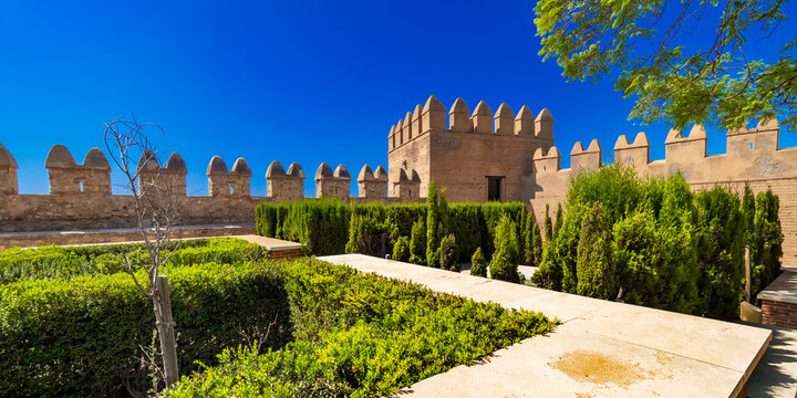 Al-Andalus Bilder – Durchsuchen 3,480 Archivfotos, Vektorgrafiken und ...