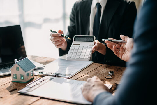 รูปภาพAssessor – เลือกดูภาพถ่ายสต็อก เวกเตอร์ และวิดีโอ2,134 | Adobe Stock