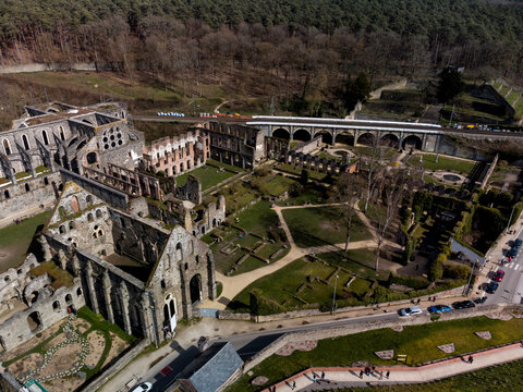 รูปภาพWallonian – เลือกดูภาพถ่ายสต็อก เวกเตอร์ และวิดีโอ4,000 | Adobe Stock