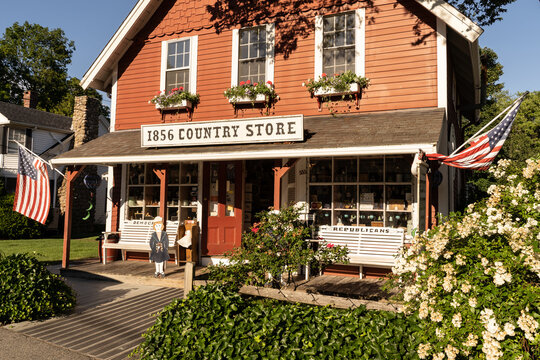 General Store Images – Browse 22,947 Stock Photos, Vectors, and Video ...