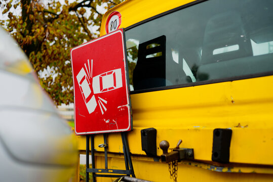 Towing Signs Bilder – Durchsuchen 13,887 Archivfotos, Vektorgrafiken ...