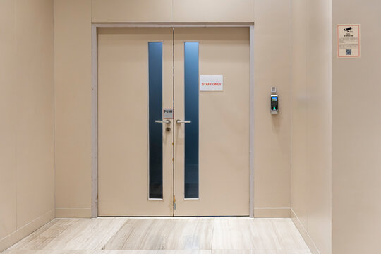 Staffroom Bilder – Durchsuchen 1,158 Archivfotos, Vektorgrafiken und ...