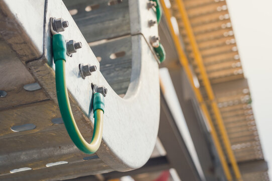 รูปภาพWireway – เลือกดูภาพถ่ายสต็อก เวกเตอร์ และวิดีโอ118 | Adobe Stock