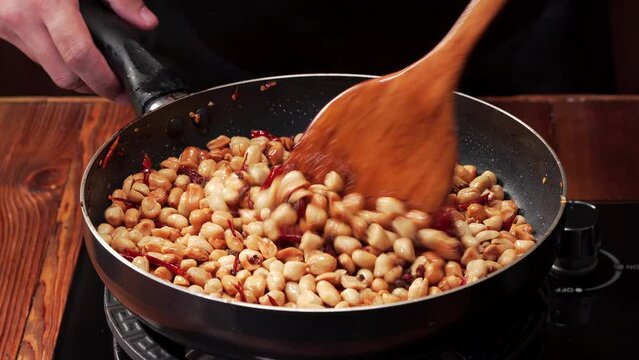 Imágenes de "Fried Peanuts": descubre bancos de fotos, ilustraciones ...