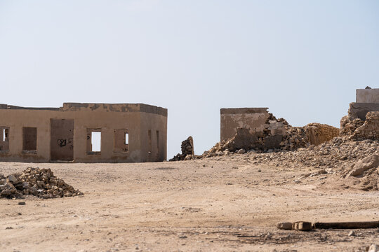 Al-Jumail Bilder – Durchsuchen 78 Archivfotos, Vektorgrafiken und ...