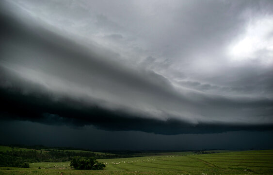 "Storm Cloud" Billeder – Gennemse 113,215 stockfotos, vektorer og ...
