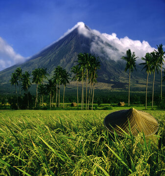 Mayon Volcano Hd