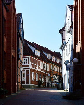 Hanseatische Bilder – Durchsuchen 14,703 Archivfotos, Vektorgrafiken ...