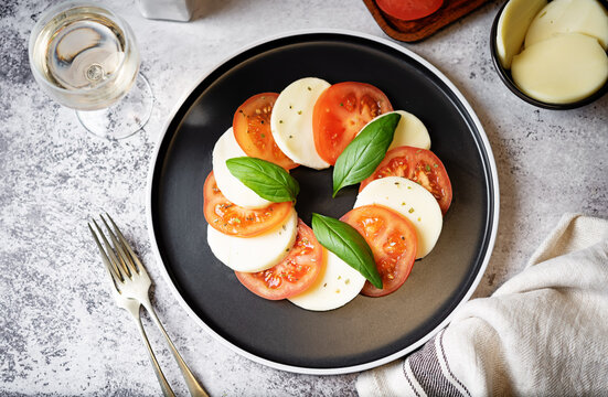 Mazzarella 이미지 – 찾아보기 332 스톡 사진, 벡터 및 비디오 | Adobe Stock