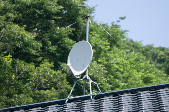 衛星アンテナ Bilder – Durchsuchen 102 Archivfotos, Vektorgrafiken und Videos ...