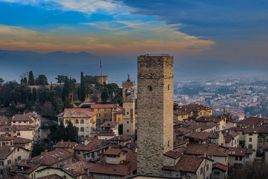 รูปภาพLombardo – เลือกดูภาพถ่ายสต็อก เวกเตอร์ และวิดีโอ3,513 | Adobe Stock