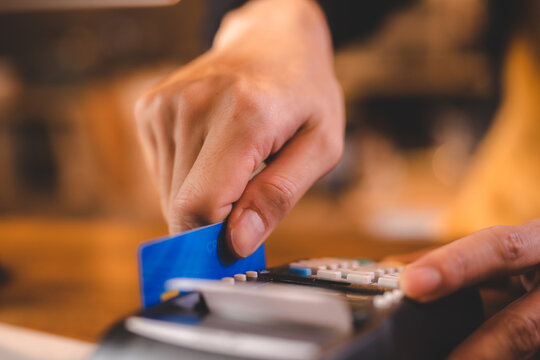 Payment Processing Images – Browse 76,670 Stock Photos, Vectors, and ...