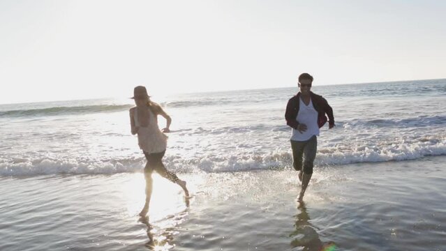 Couple Running Away Images – Browse 2,864 Stock Photos, Vectors, and ...