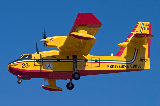 「Cl-415」の写真素材 | 116件の無料イラスト画像 | Adobe Stock