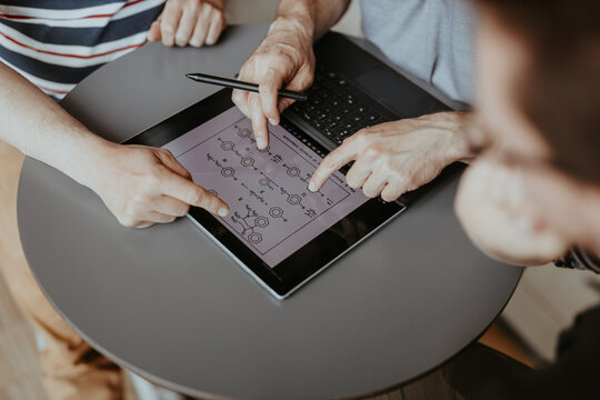 Fingerbreadth Bilder – Durchsuchen 169,530 Archivfotos, Vektorgrafiken ...