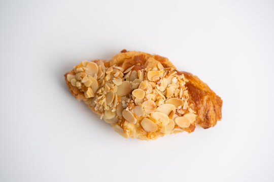Mandel-Croissant Bilder – Durchsuchen 7,109 Archivfotos, Vektorgrafiken ...