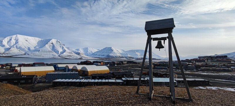 Longyear Bilder – Durchsuchen 782 Archivfotos, Vektorgrafiken und ...