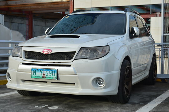 Imágenes de "Subaru Forester": descubre bancos de fotos, ilustraciones, vectores y vídeos de 74 ...