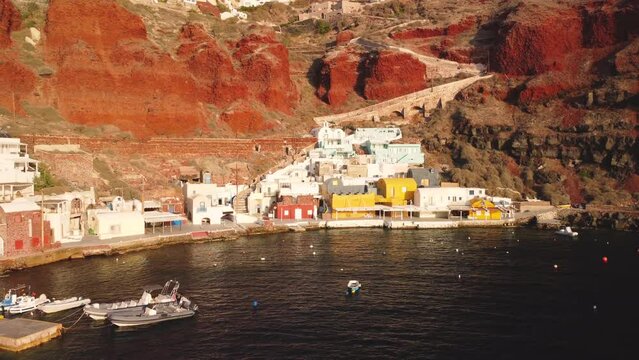 Obrazy (Osuwanie) — zdjęcia, wektory i wideo bez tantiem (30,323 ...
