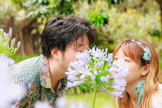 Osculate Bilder – Durchsuchen 24,352 Archivfotos, Vektorgrafiken und ...