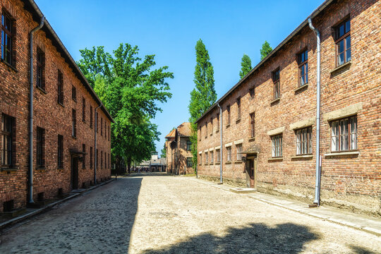 Deutschhaus Bilder – Durchsuchen 155,506 Archivfotos, Vektorgrafiken ...