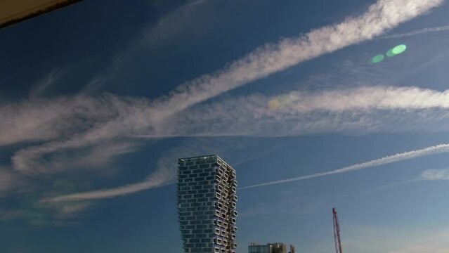 Chemtrails bilder – Bla gjennom 5,267 arkivbilder, vektorer og videoer ...