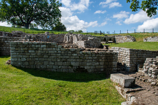 "Hadrian's Wall" Images – Browse 905 Stock Photos, Vectors, and Video ...