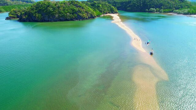 「Strikingly」の写真素材 | 1,043件の無料イラスト画像 | Adobe Stock