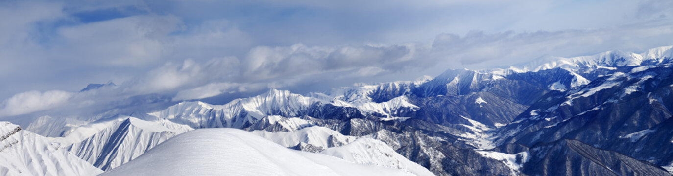 Off-Piste Bilder – Durchsuchen 18,837 Archivfotos, Vektorgrafiken und ...