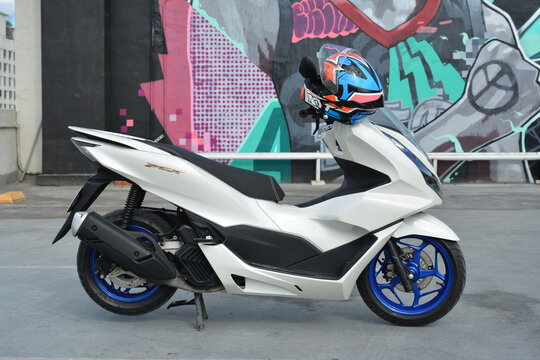 รูปภาพPcx – เลือกดูภาพถ่ายสต็อก เวกเตอร์ และวิดีโอ338 | Adobe Stock