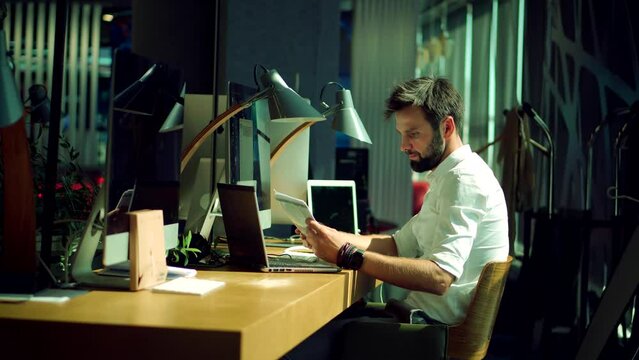 "Office Syndrome" Images – Browse 7,487 Stock Photos, Vectors, and ...