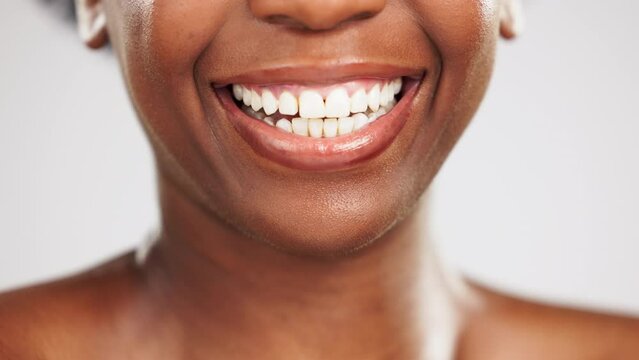 Invisalign Black Background Images – Browse 413 Stock Photos, Vectors ...