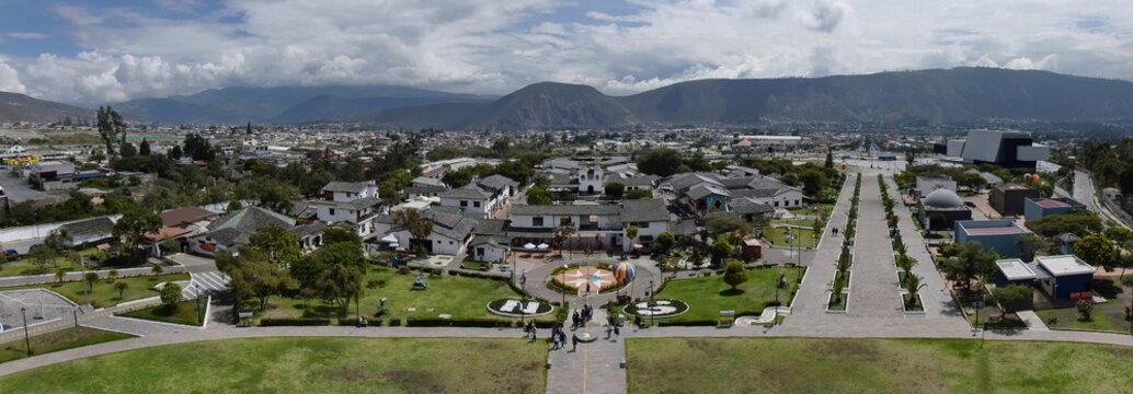 "Mitad Del Mundo" Images – Browse 722 Stock Photos, Vectors, and Video ...