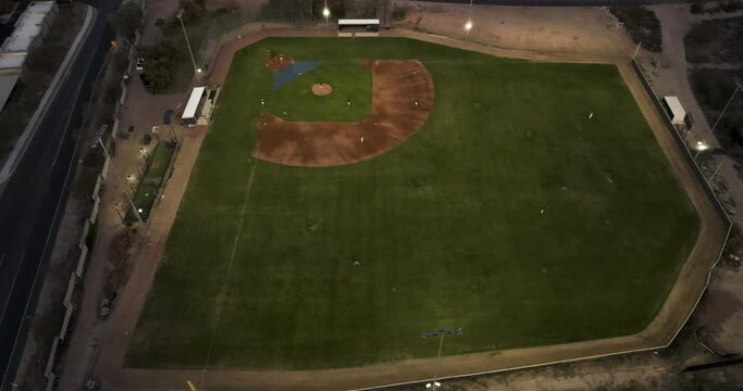 Obrazy (Sandlot) — zdjęcia, wektory i wideo bez tantiem (426) | Adobe Stock