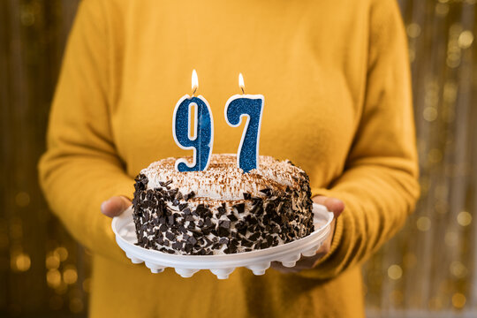 "Number 97" Bilder – Durchsuchen 9,029 Archivfotos, Vektorgrafiken und ...