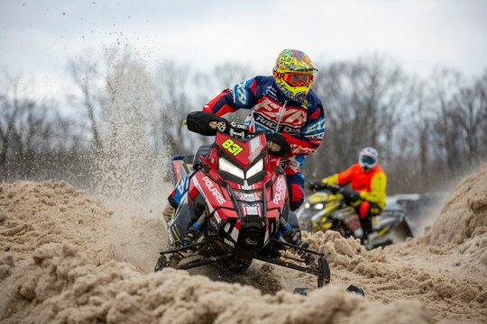 Snowcross-Bilder: Stock-Fotos & -Videos. | Adobe Stock