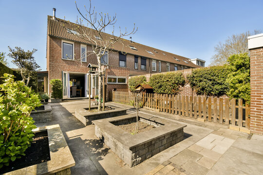 Backyard Area Images – HD & 4K Photos Free to Download | PikWizard