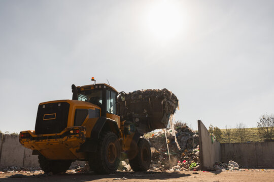"Skid Steer Loader" Images – Browse 2,811 Stock Photos, Vectors, and ...