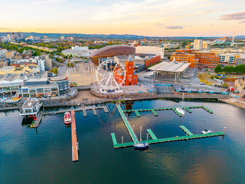 "Cardiff Bay" Images – Browse 1,215 Stock Photos, Vectors, and Video ...