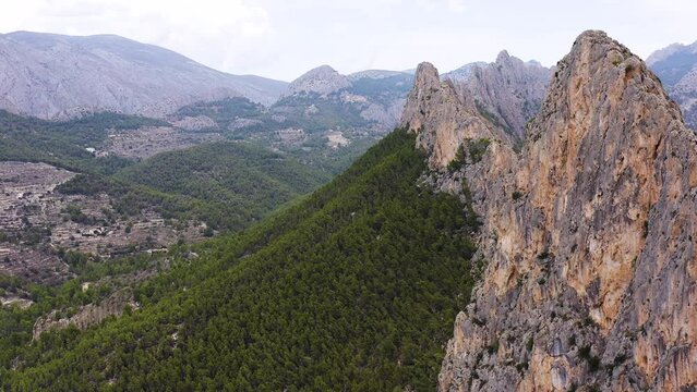 Castellets bilder – Bläddra bland 57 stockfoton, vektorer och videor ...