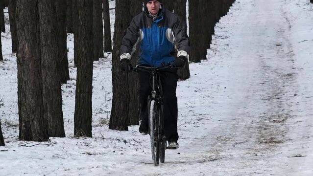 รูปภาพ"Snow Bike" – เลือกดูภาพถ่ายสต็อก เวกเตอร์ และวิดีโอ1,007 | Adobe ...