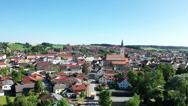 Frontenhausen-Bilder: Stock-Fotos & -Videos. | Adobe Stock